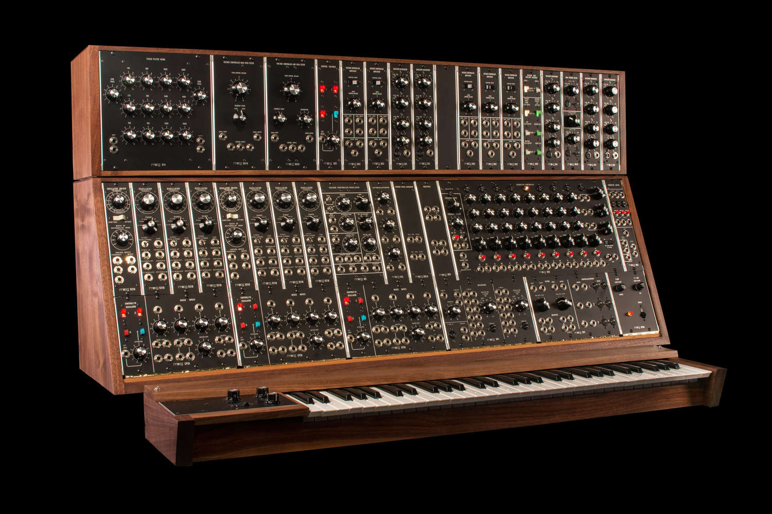 Exploring the Iconic Moog System 55: A Legacy of Sonic Innovation | JCS